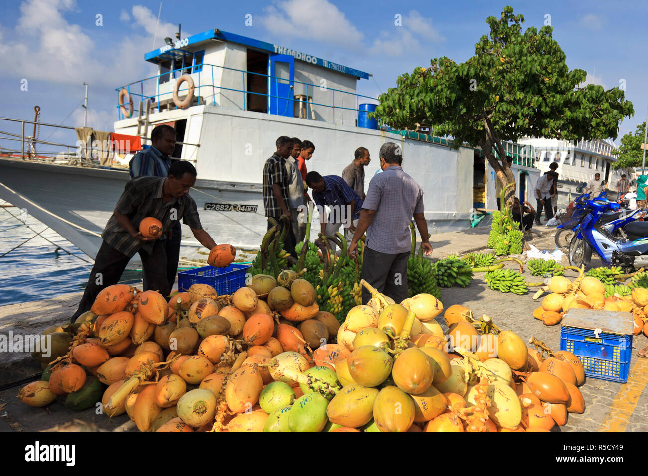 Maldives, Male Atoll, Male Town, Fruit and Vegetable market Stock Photo ...