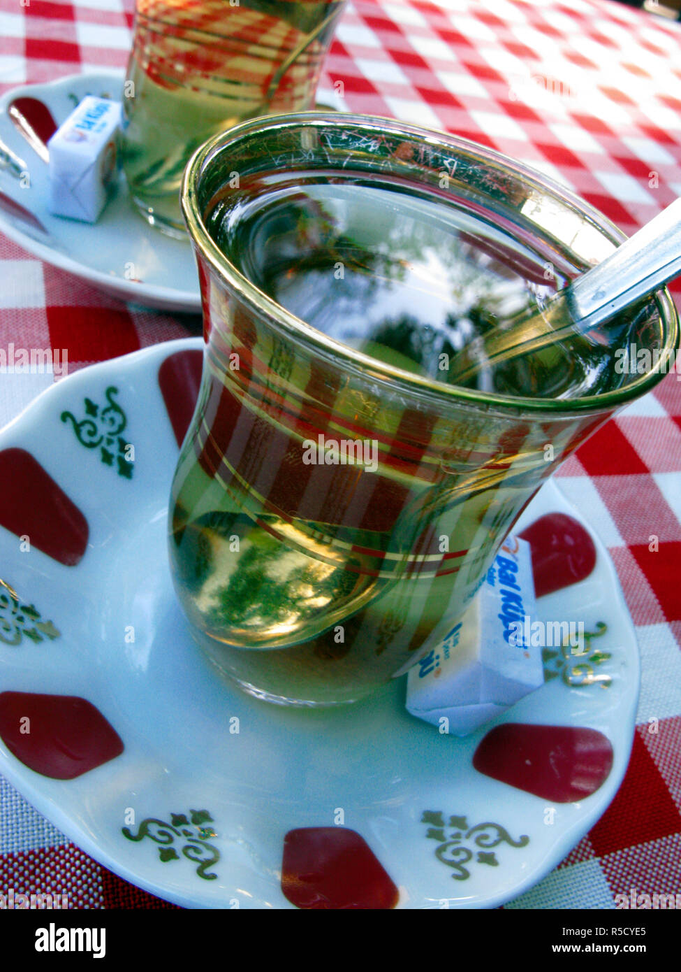 Apple tea istanbul hi-res stock photography and images - Alamy