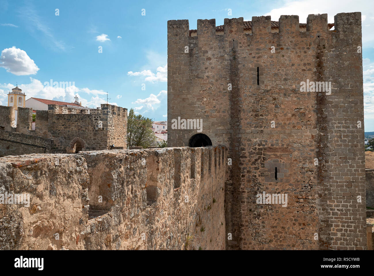 Portuguese wall hi-res stock photography and images - Alamy