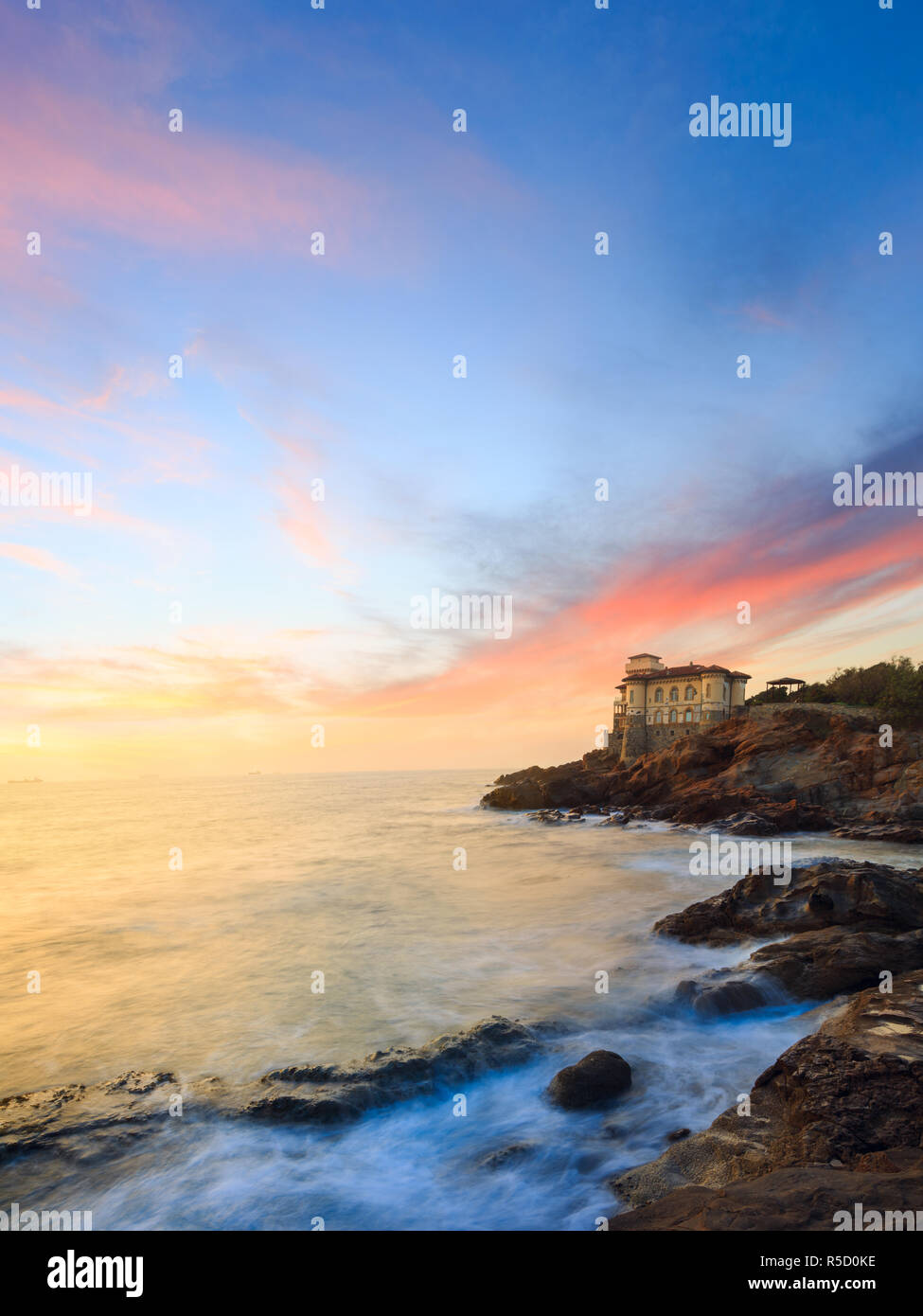 Castle of boccale hi-res stock photography and images - Alamy