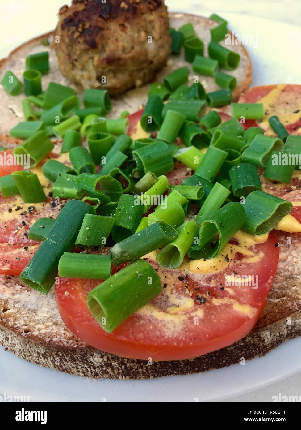 Tomatenbrot hi-res stock photography and images - Alamy