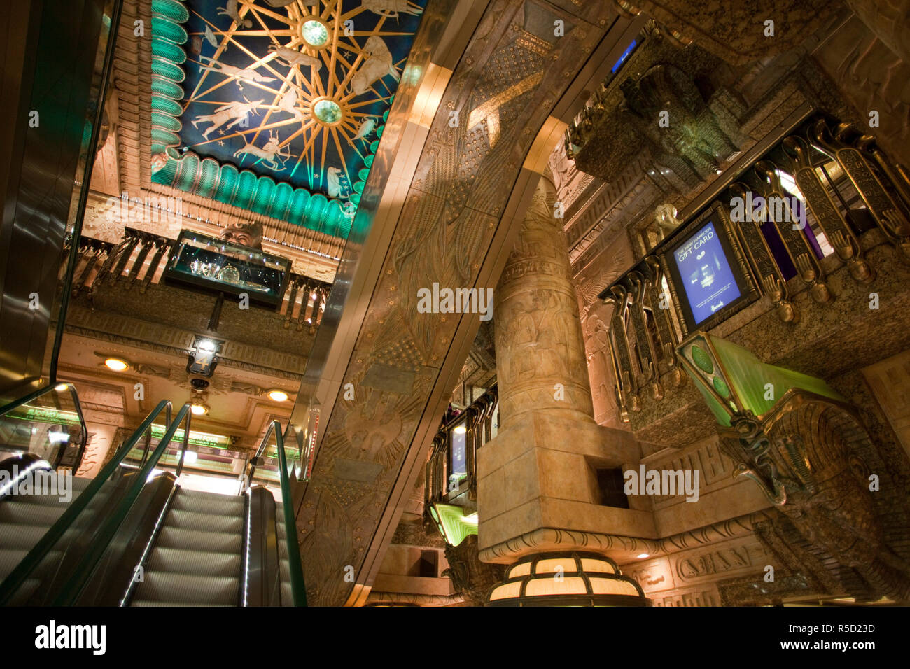 Harrods london egyptian hi-res stock photography and images - Alamy