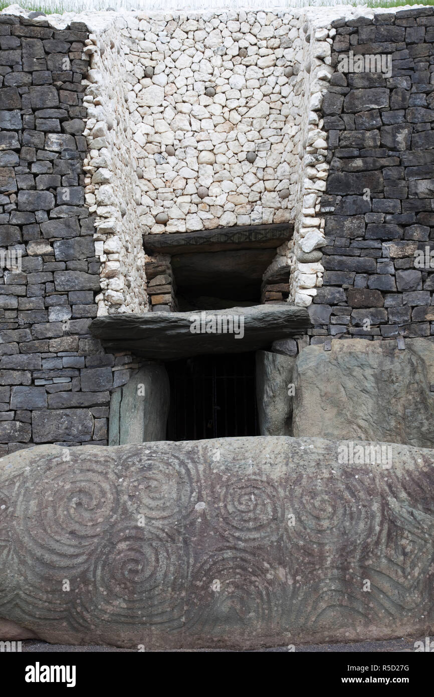 Republic of Ireland, County Meath, Newgrange Megalithic Tomb Stock ...