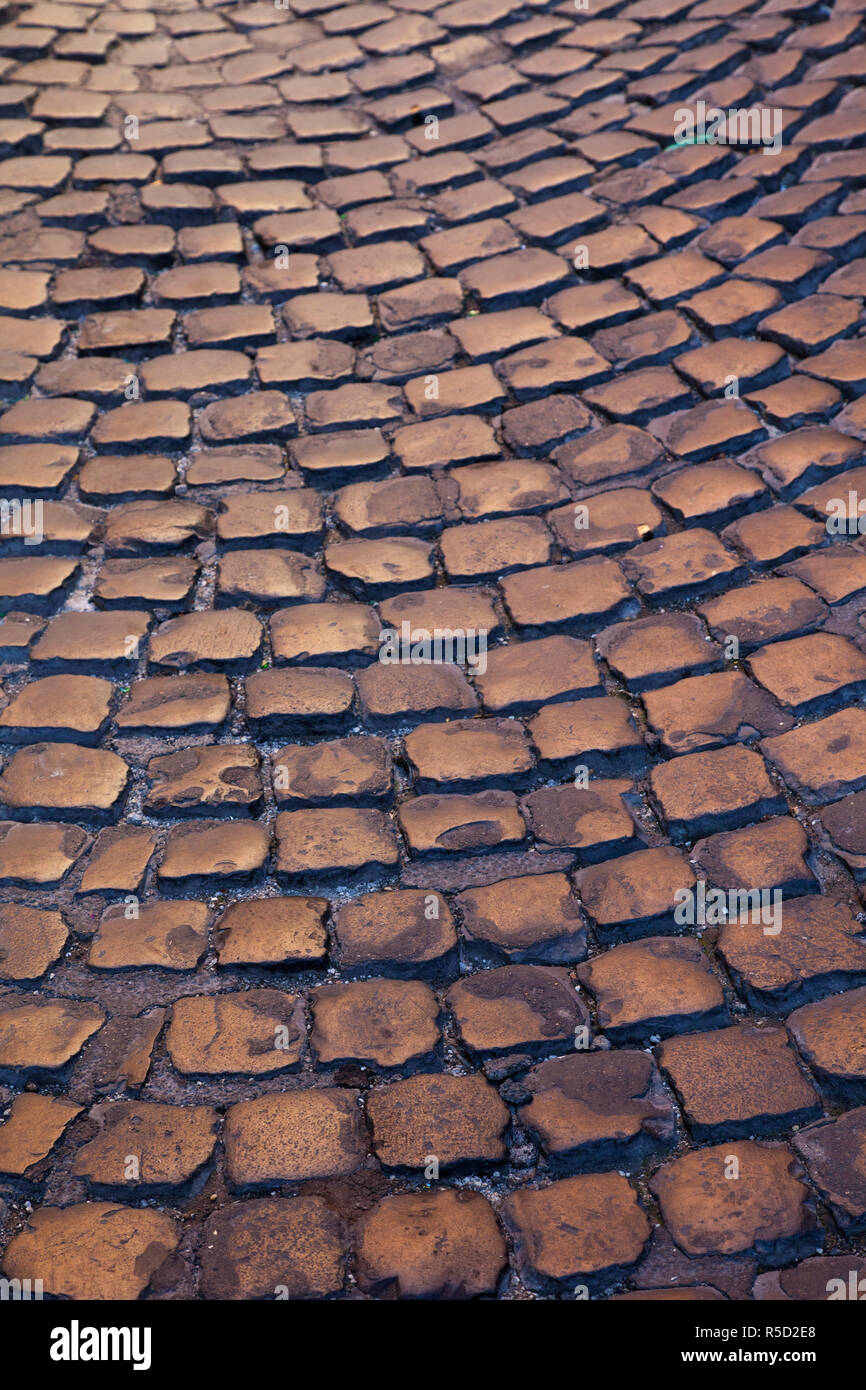 Rome cobblestones hi-res stock photography and images - Alamy