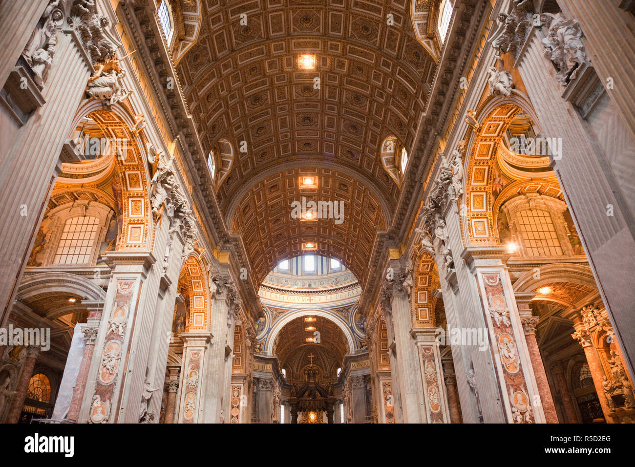 Rome the vatican interior hi-res stock photography and images - Alamy