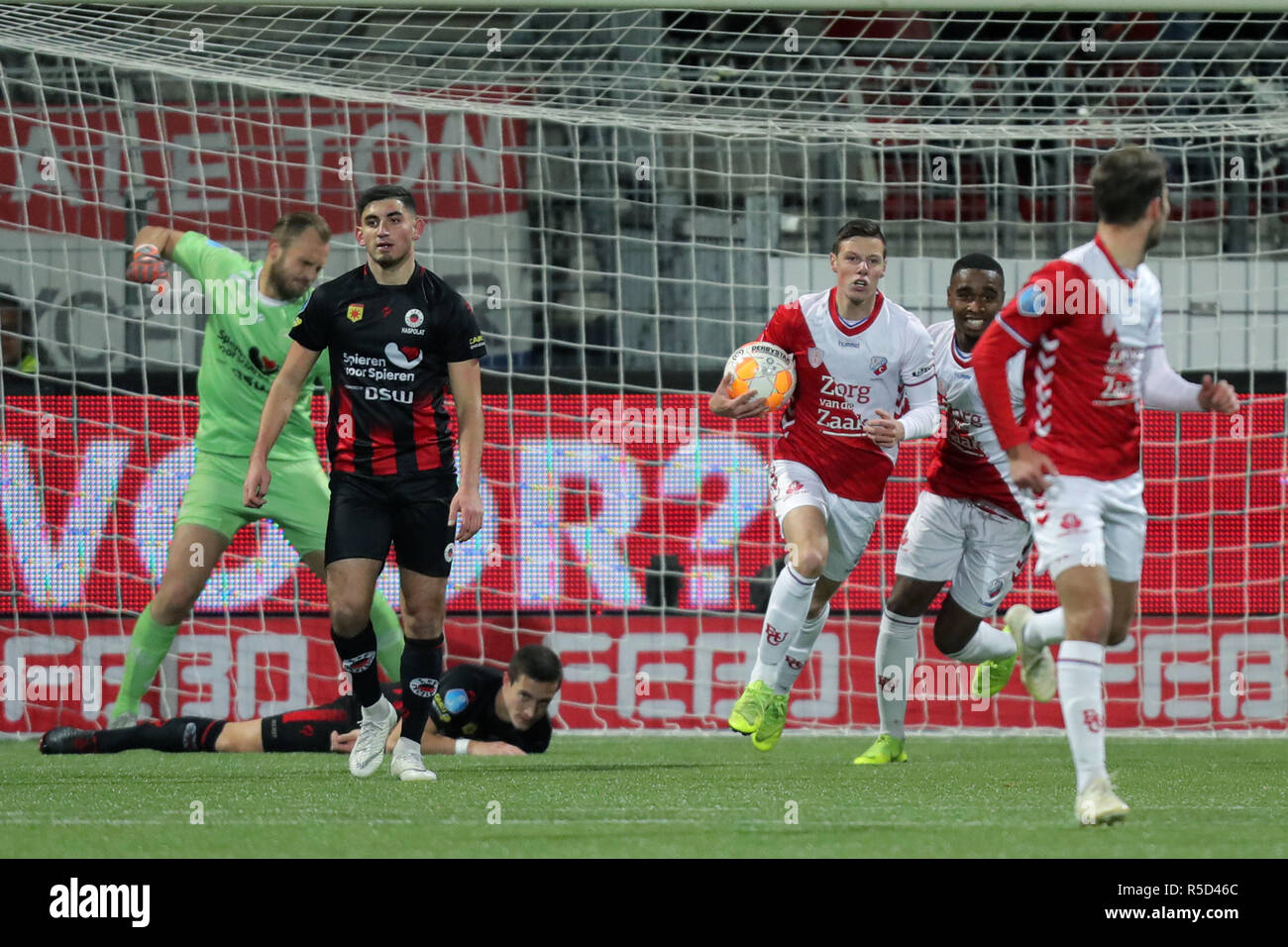 ROTTERDAM , 30-11-2018 , van Donge & de Roo Stadium, Football Dutch ...