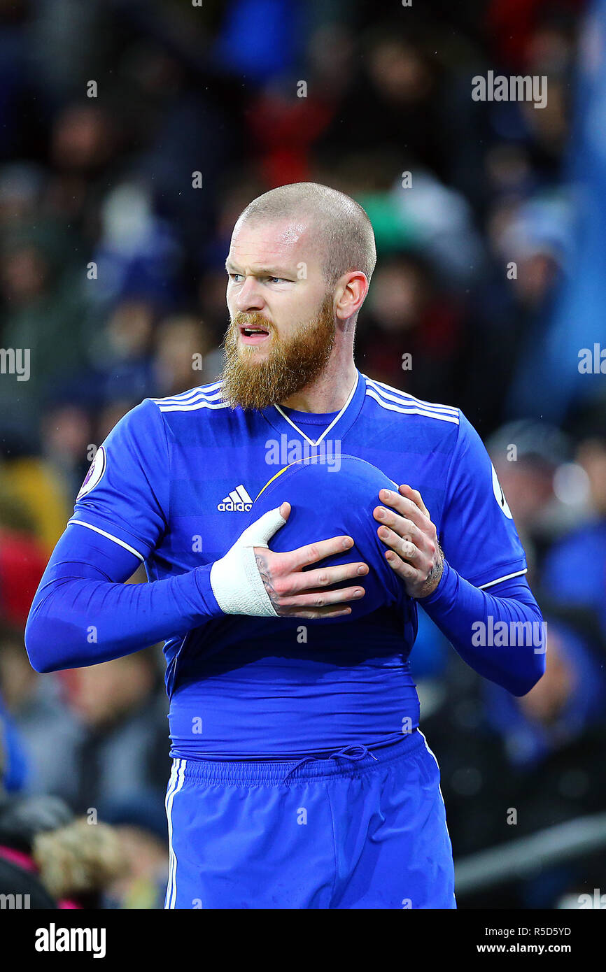 Dries ball on shirt hi-res stock photography and images - Alamy