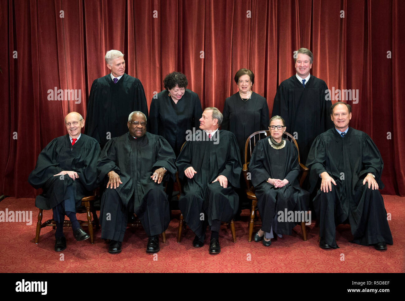 Supreme court justices of the united states hi-res stock photography ...