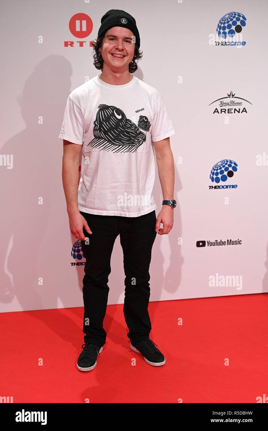 Lukas graham 2018 hi-res stock photography and images - Alamy