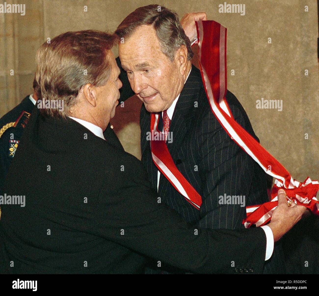 George bush senior hi-res stock photography and images - Alamy