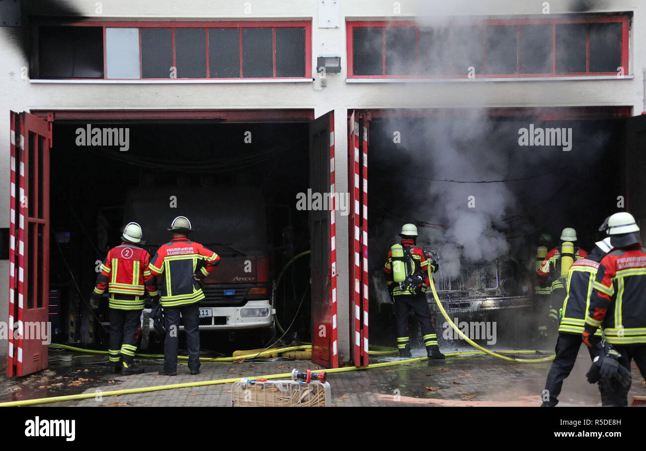 Fire brigade control room hi-res stock photography and images - Alamy