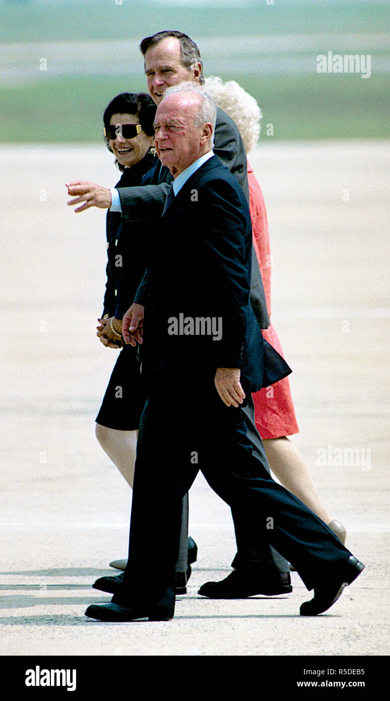 Leah rabin hi-res stock photography and images - Alamy