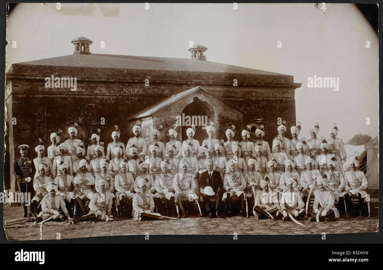 HE [Lord Hardinge] with Imperial Cadet Corps, Delhi Durbar. Lord ...