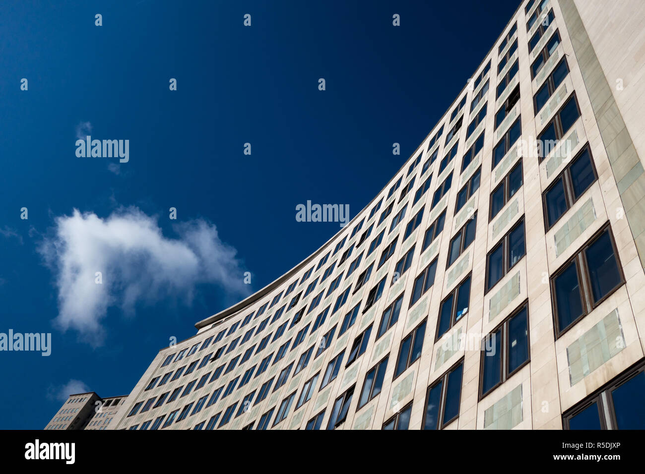Stone Office Building High Resolution Stock Photography and Images - Alamy