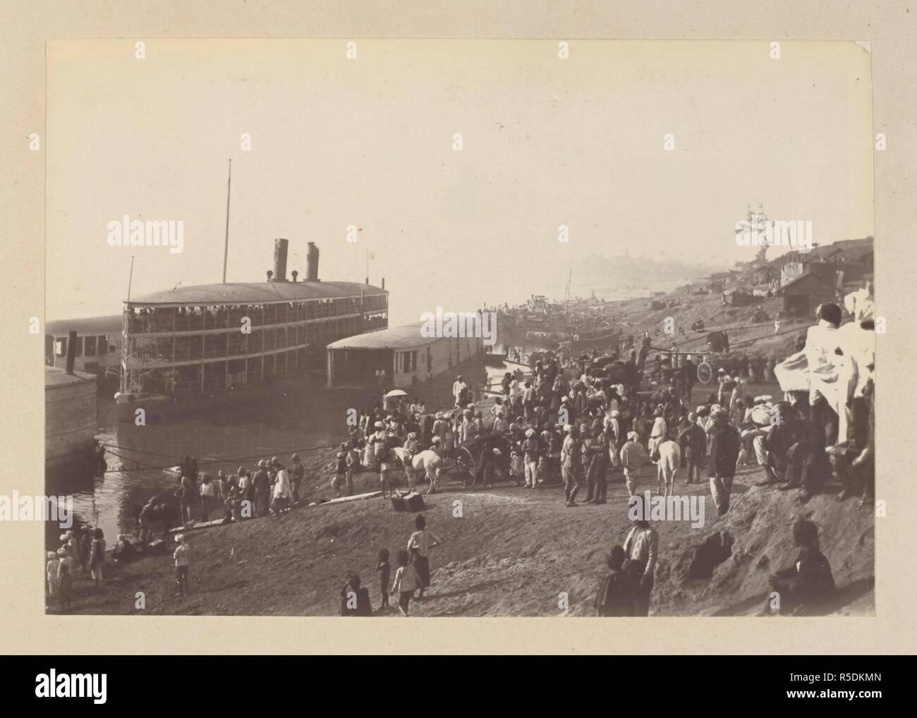 Irrawaddy river source hi-res stock photography and images - Alamy