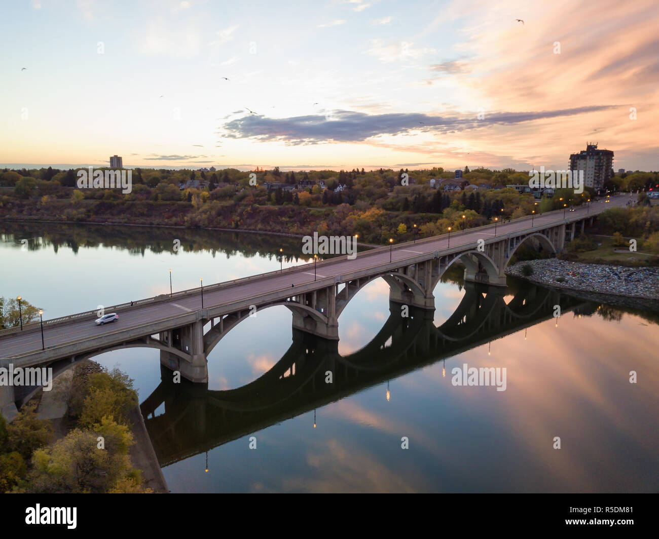 Saskatoon saskatchewan aerial hi-res stock photography and images - Alamy