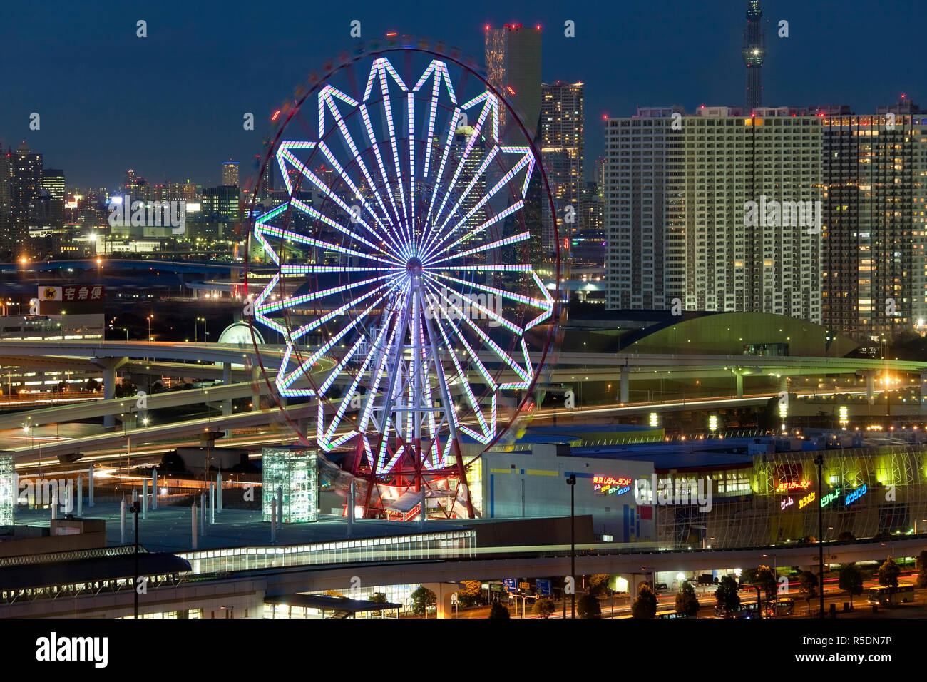 Daikanransha ferris wheel night hi-res stock photography and images - Alamy