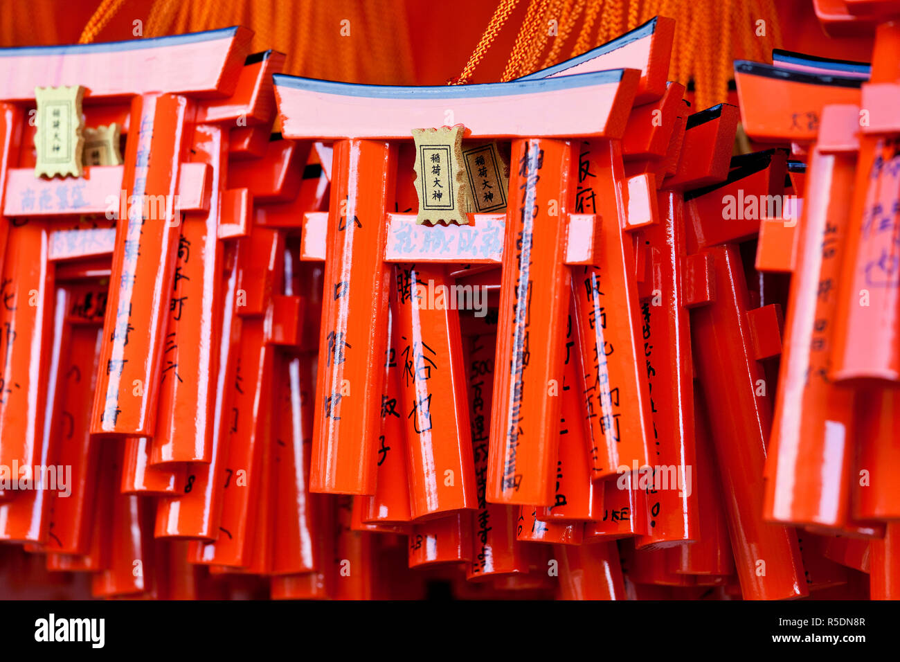 Japan, Kyoto, Fushimi-ku, Fushimi Inari Taisha shrine, small Tori gates ...