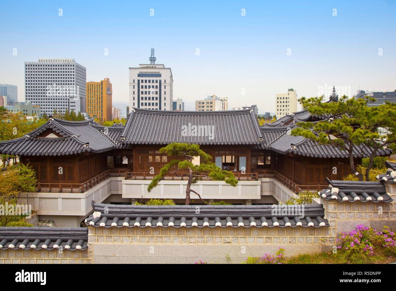 Korea, Seoul, Namsan, Namsangol Hanok Village Stock Photo - Alamy