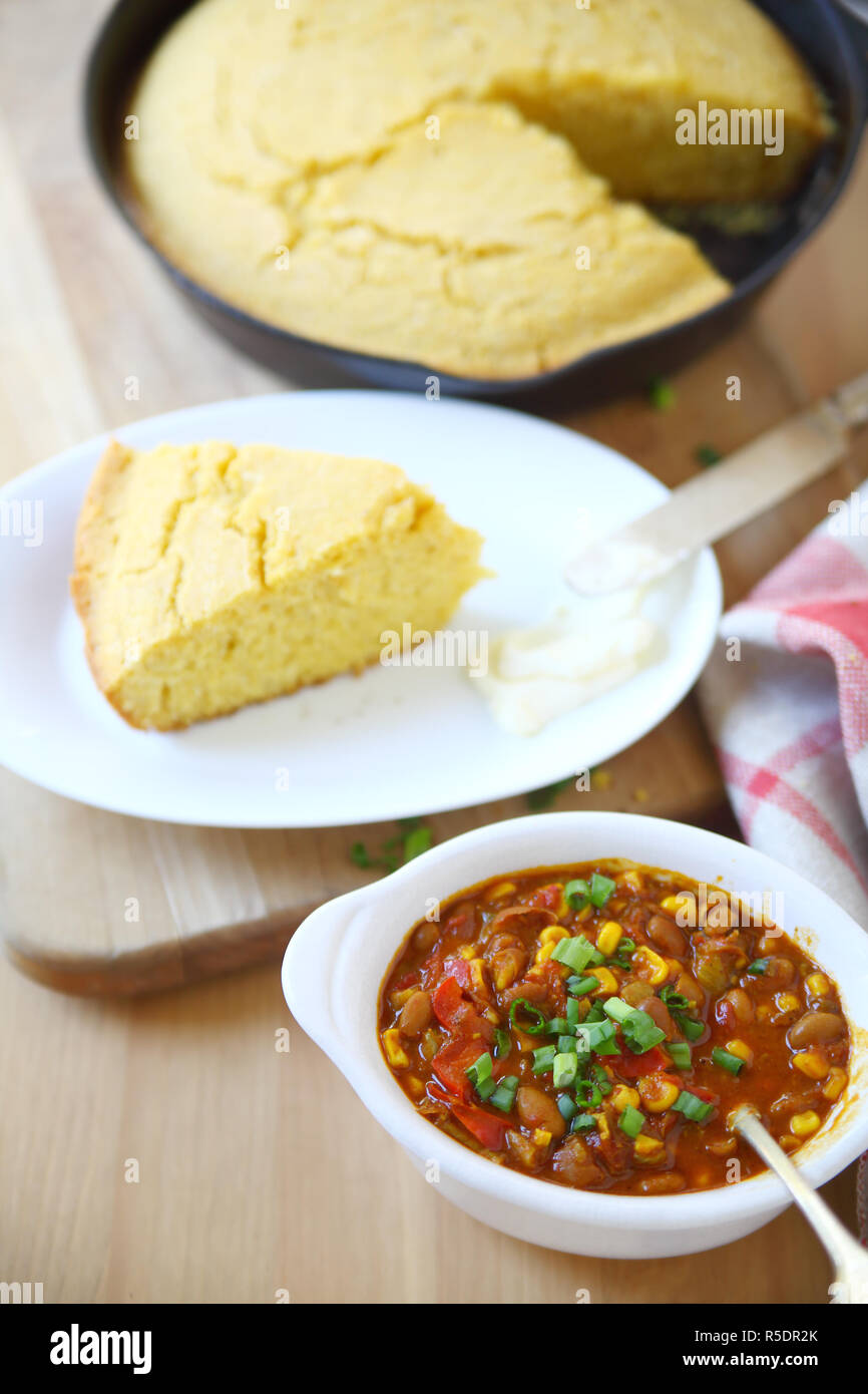 Chili with cornbread Stock Photo - Alamy