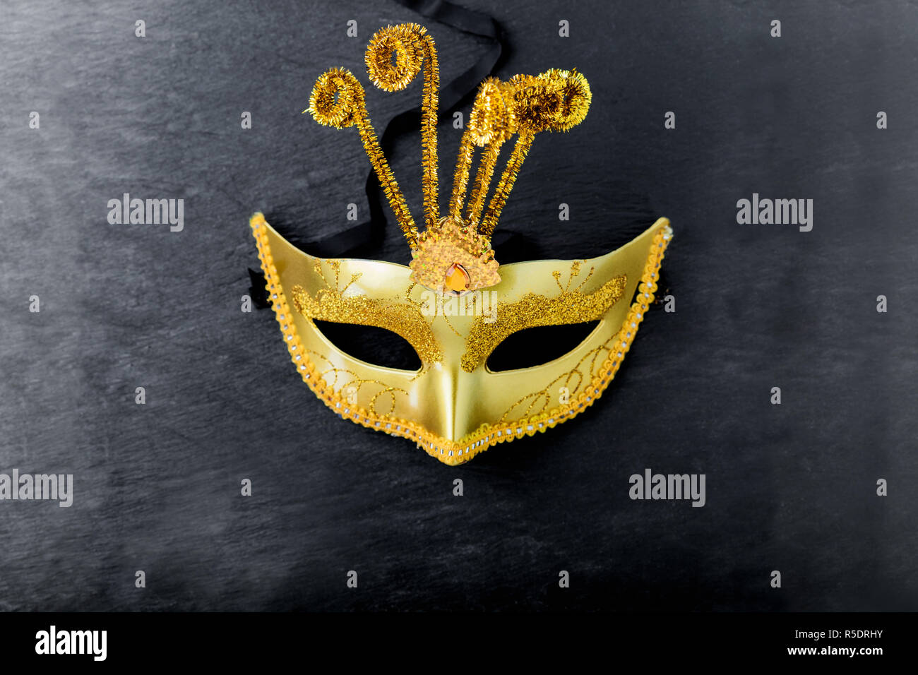 Golden mask theatre festival hi-res stock photography and images - Alamy