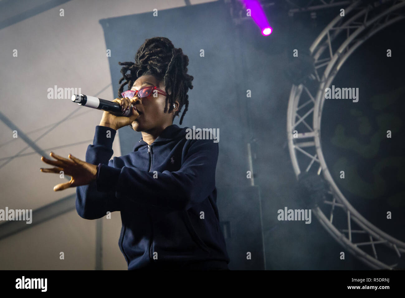 Lil simz hi-res stock photography and images - Alamy