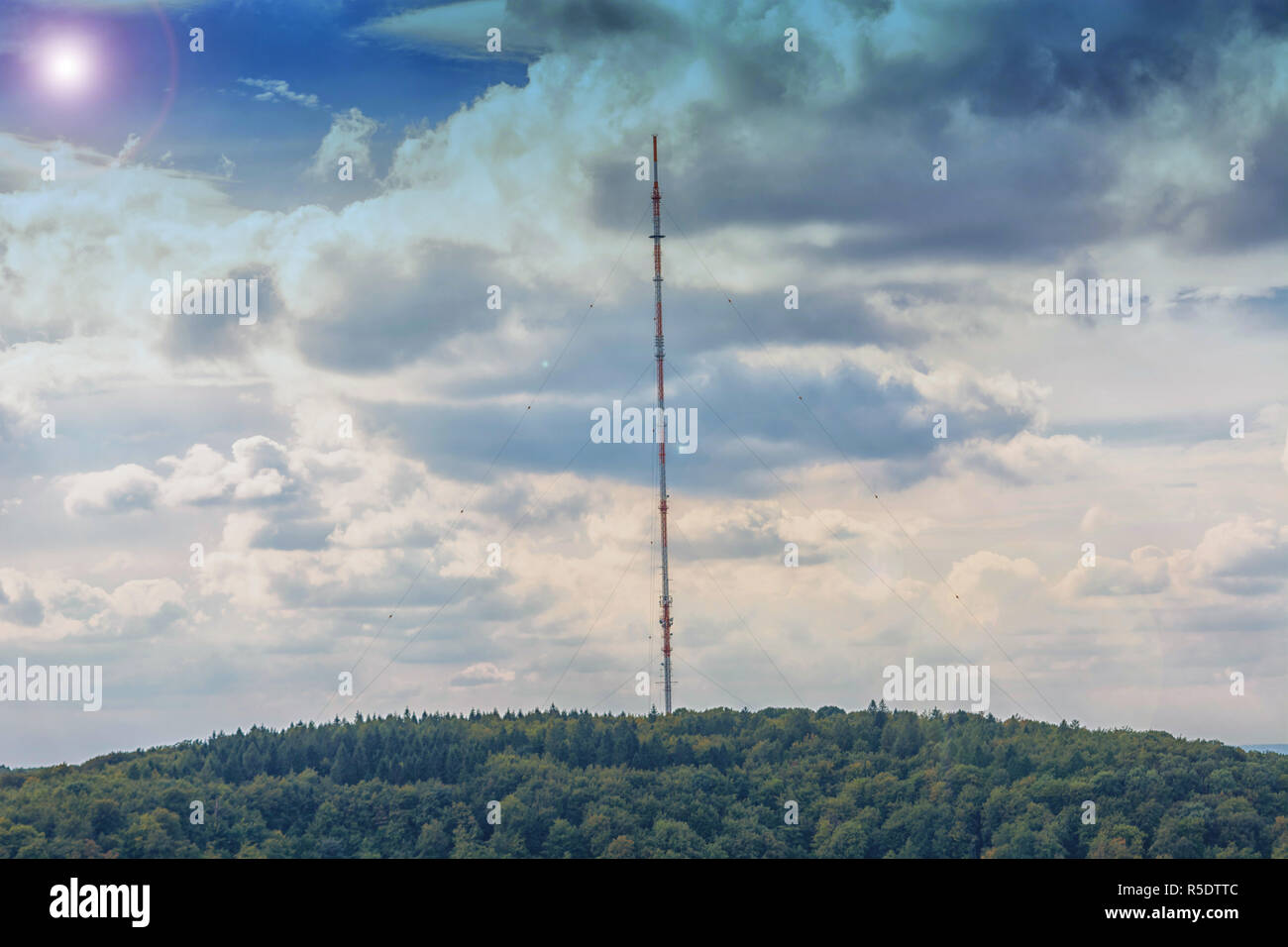 Satellite reception station hi-res stock photography and images - Alamy