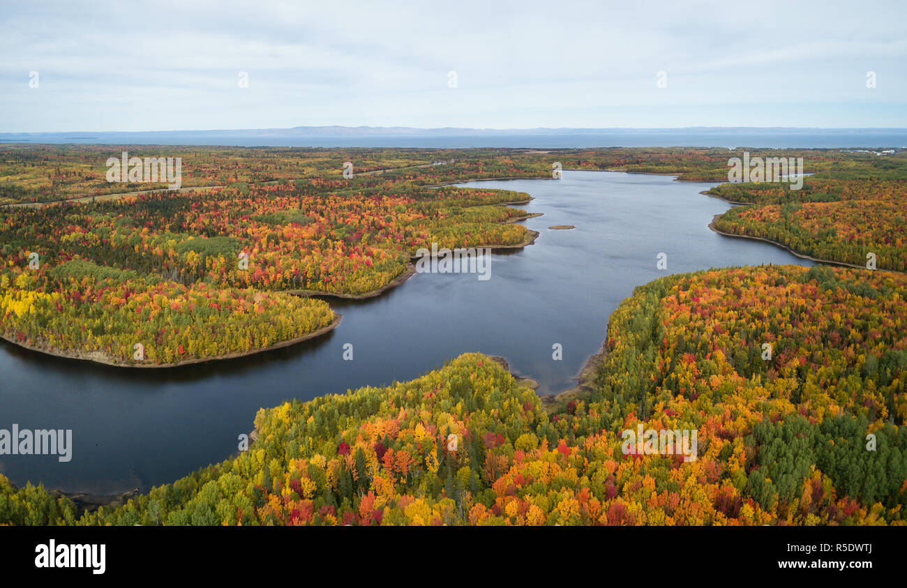New brunswick fall foliage river hi-res stock photography and images ...