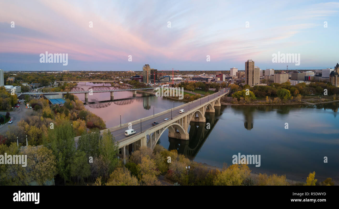 Saskatoon saskatchewan aerial hi-res stock photography and images - Alamy