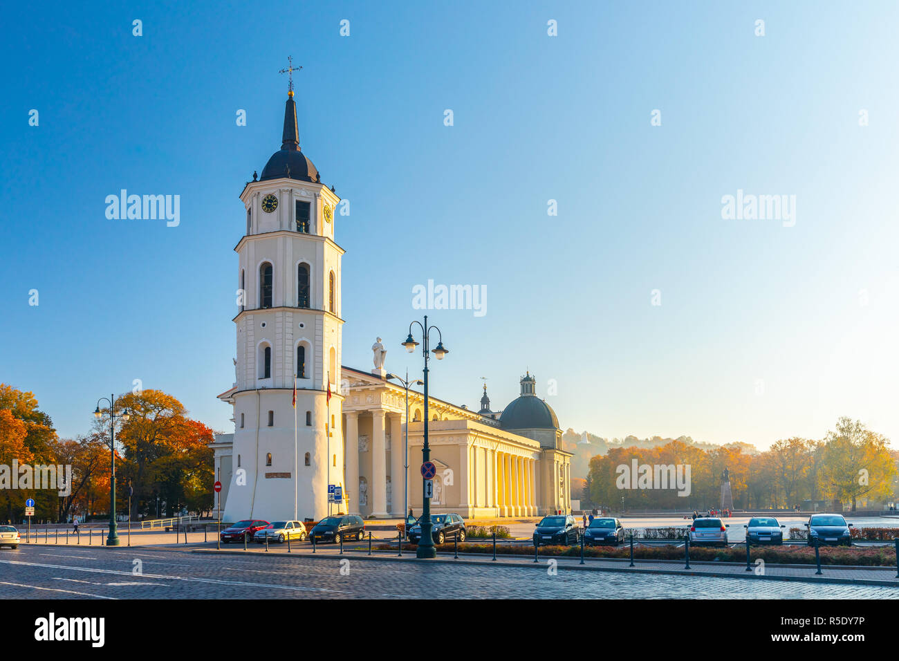 The Cathedral Square, main square of the Vilnius Old Town Stock Photo ...