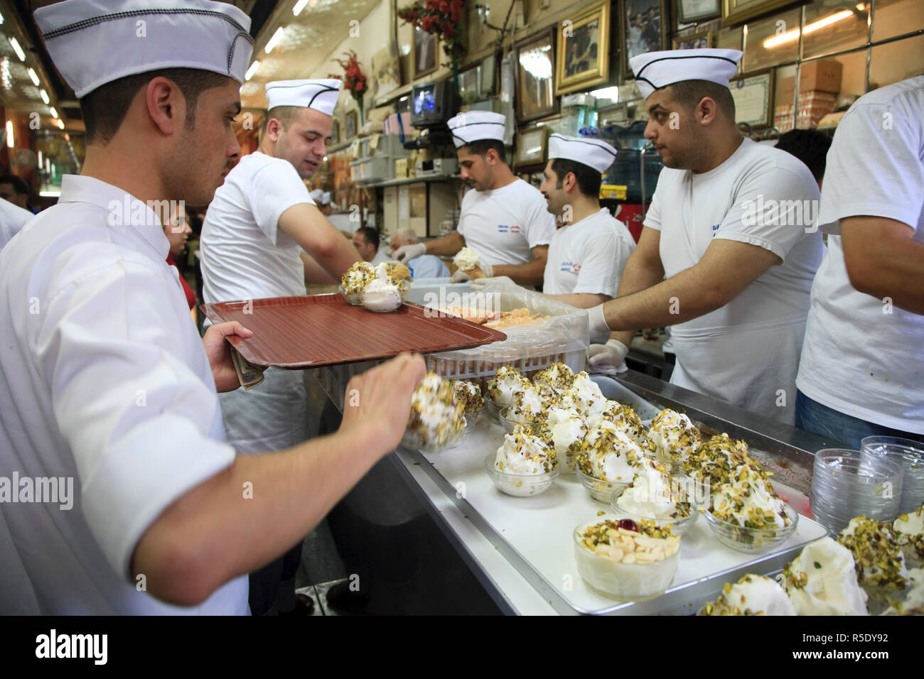 Syria, Damascus, Old Town, Souq al-Hamidiyya, Bekdach historic Ice ...