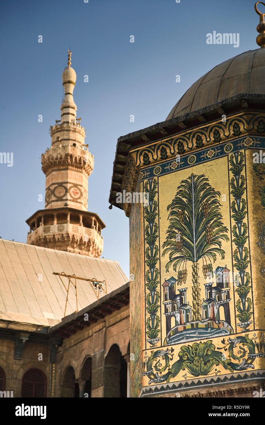 Syria, Damascus, Old, Town, Umayyad Mosque, main courtyard Stock Photo ...
