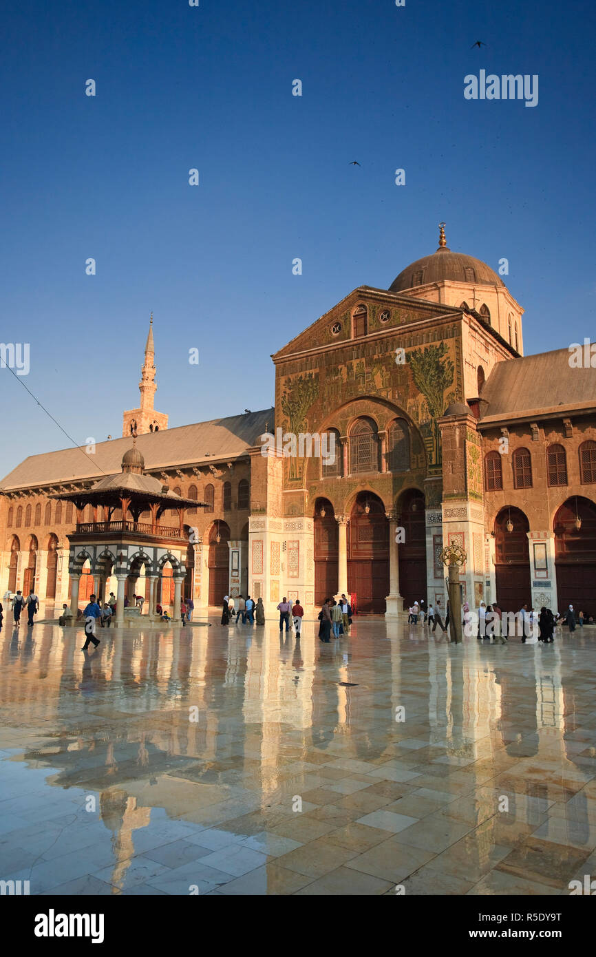 Syria damascus old town umayyad hi-res stock photography and images - Alamy