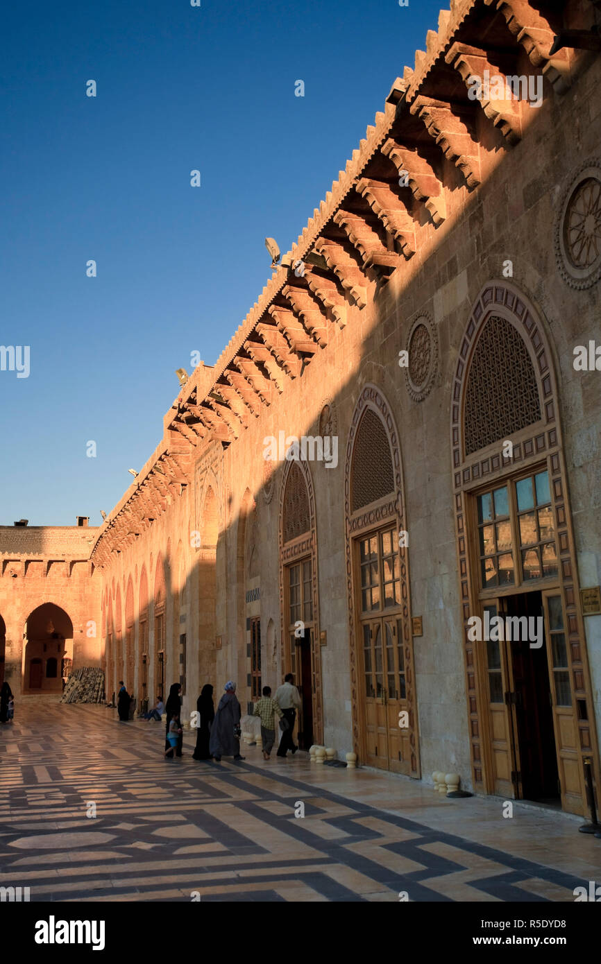 Great mosque of aleppo hi-res stock photography and images - Alamy