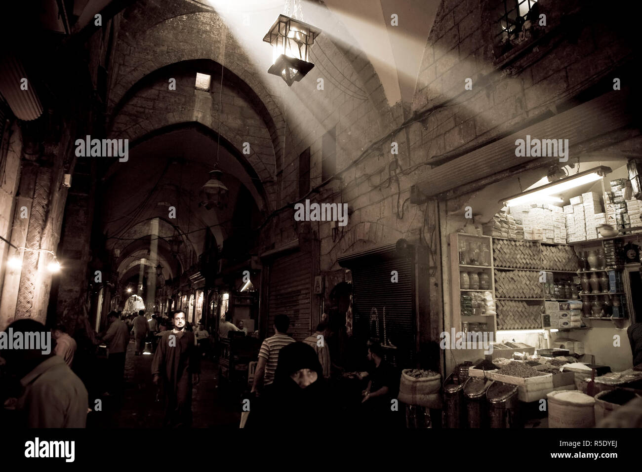 Aleppo old souk historical hi-res stock photography and images - Alamy