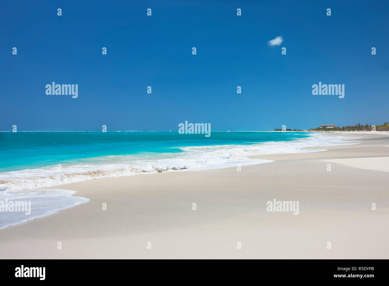 Grace bay providenciales hi-res stock photography and images - Alamy