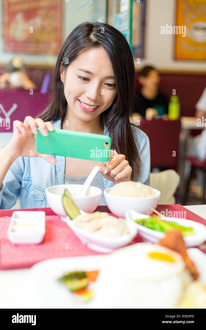 Korean girl taking pictures chinese hi-res stock photography and images - Alamy