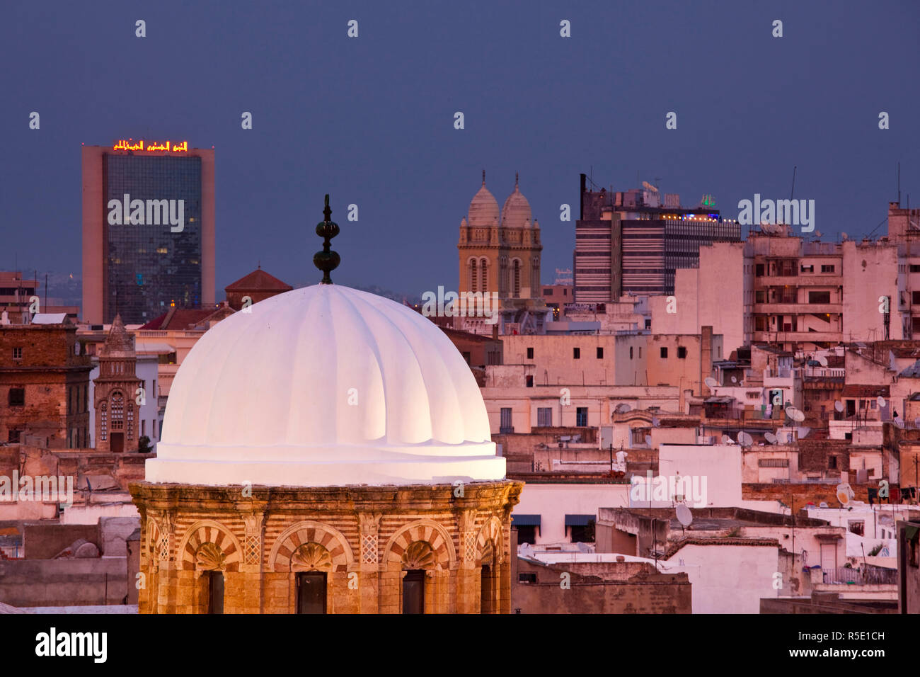 Tunis city hi-res stock photography and images - Alamy