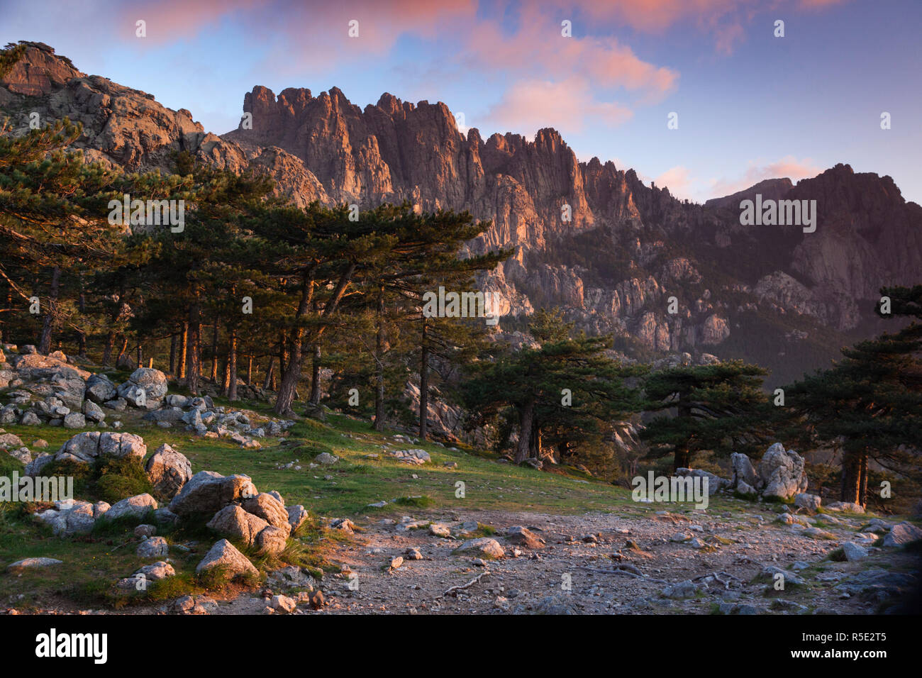 Aiguilles de bavella corse france hi-res stock photography and images ...