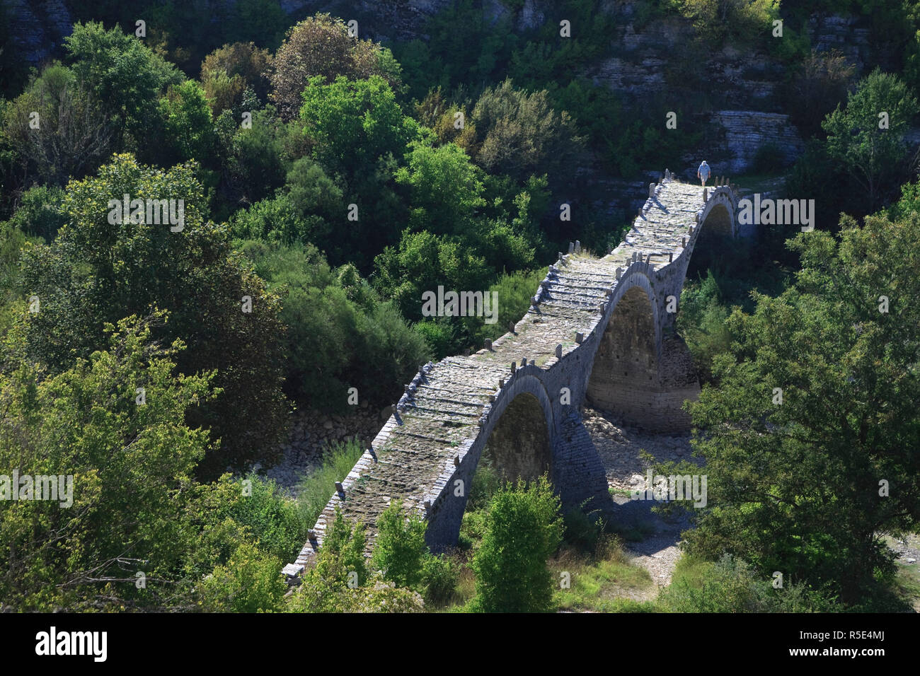 Epirus bridge hi-res stock photography and images - Alamy