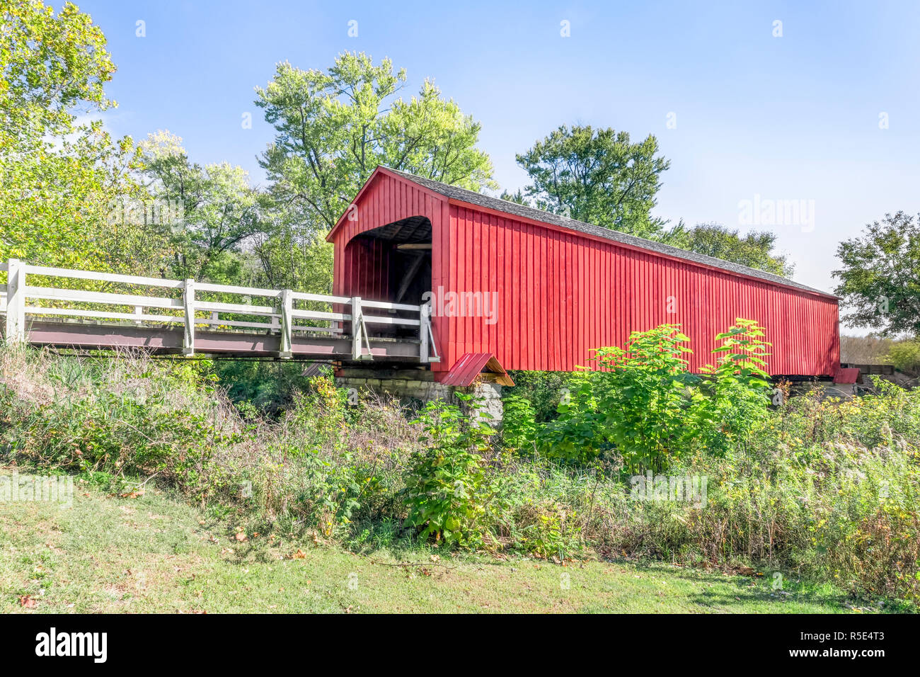 Built in 1863, Red Bridge, a covered bridge near Princeton, Illinois ...