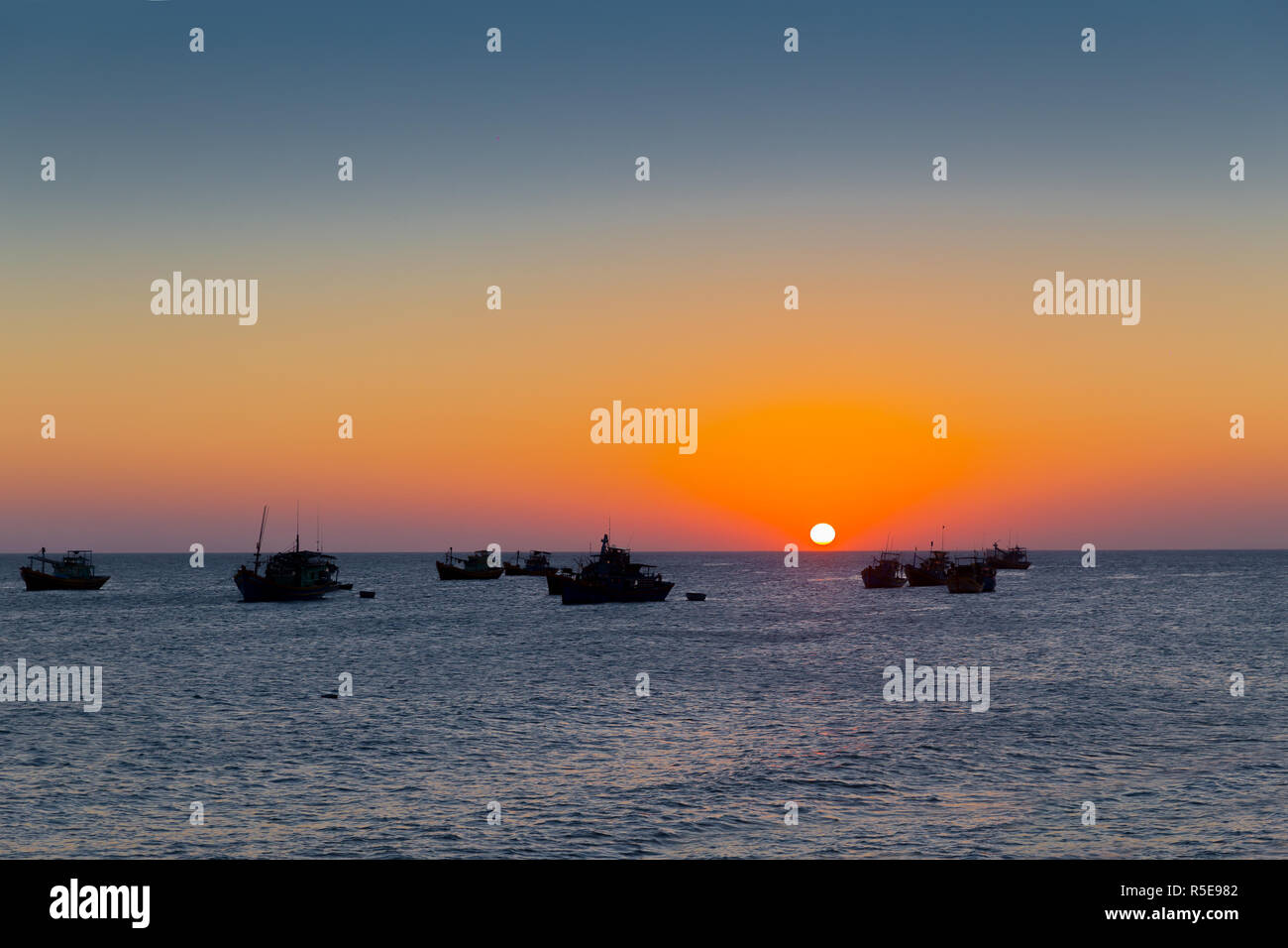 Sunset in the port of mui ne hi-res stock photography and images - Alamy