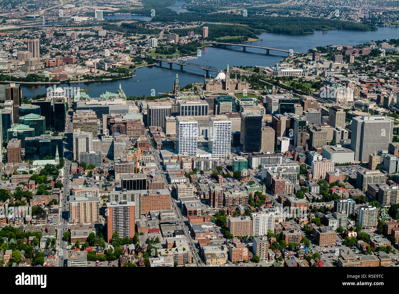 Downtown ottawa parliament buildings aerial hi-res stock photography ...