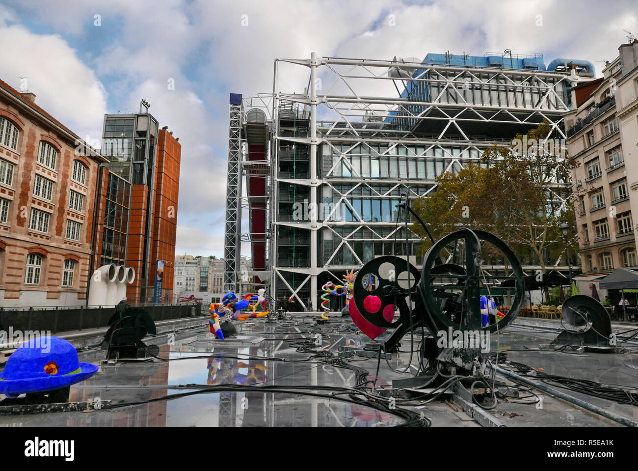 Centre Georges Pompidou complex building in the Beaubourg area of the ...