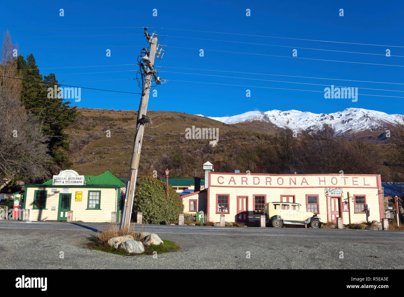 Cardrona hotel hi-res stock photography and images - Alamy