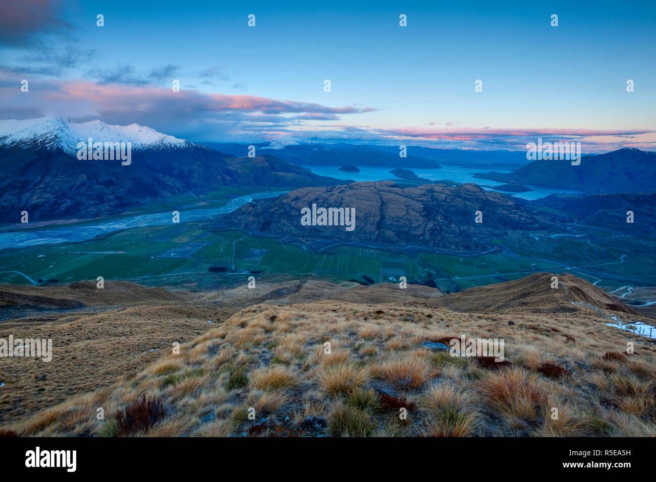 Treble cone hi-res stock photography and images - Alamy
