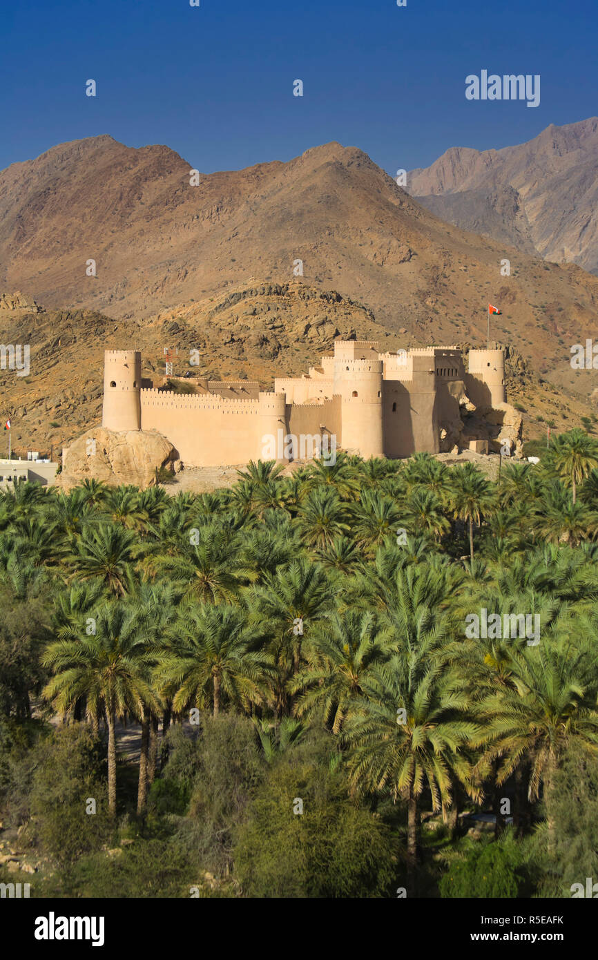 Oman, Nakhal, Nakhal Fort Stock Photo - Alamy