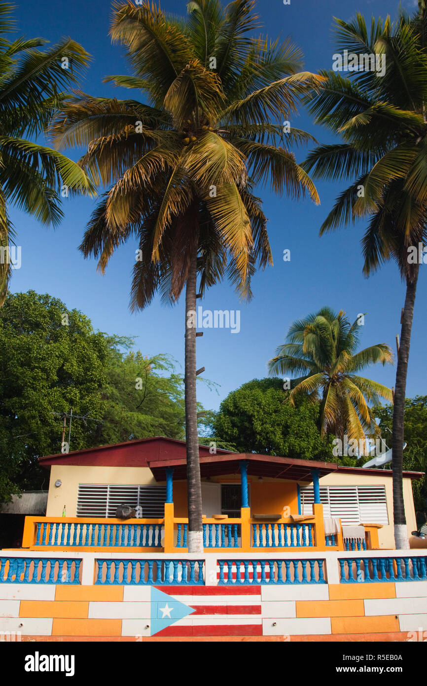 Puerto rican flag mural hi-res stock photography and images - Alamy