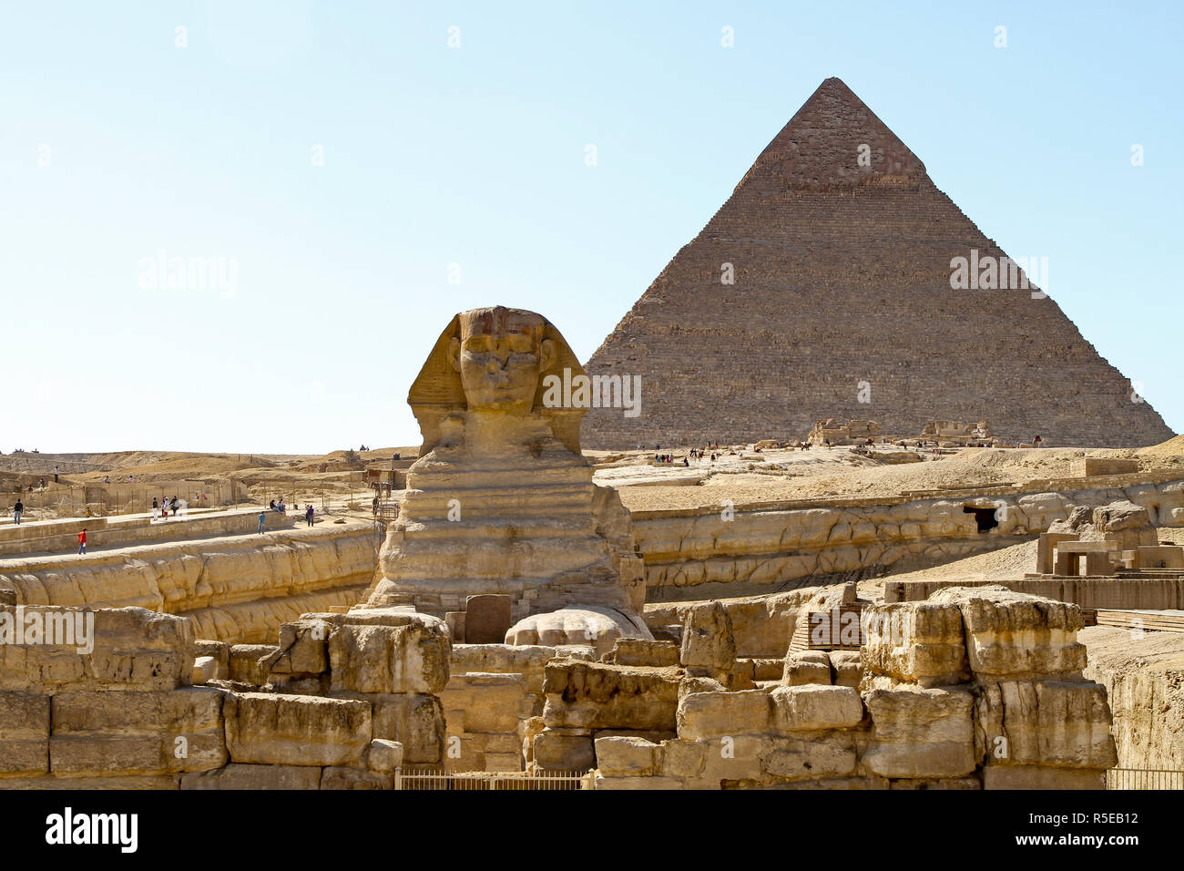 Reconstruction of the great pyramid hi-res stock photography and images ...
