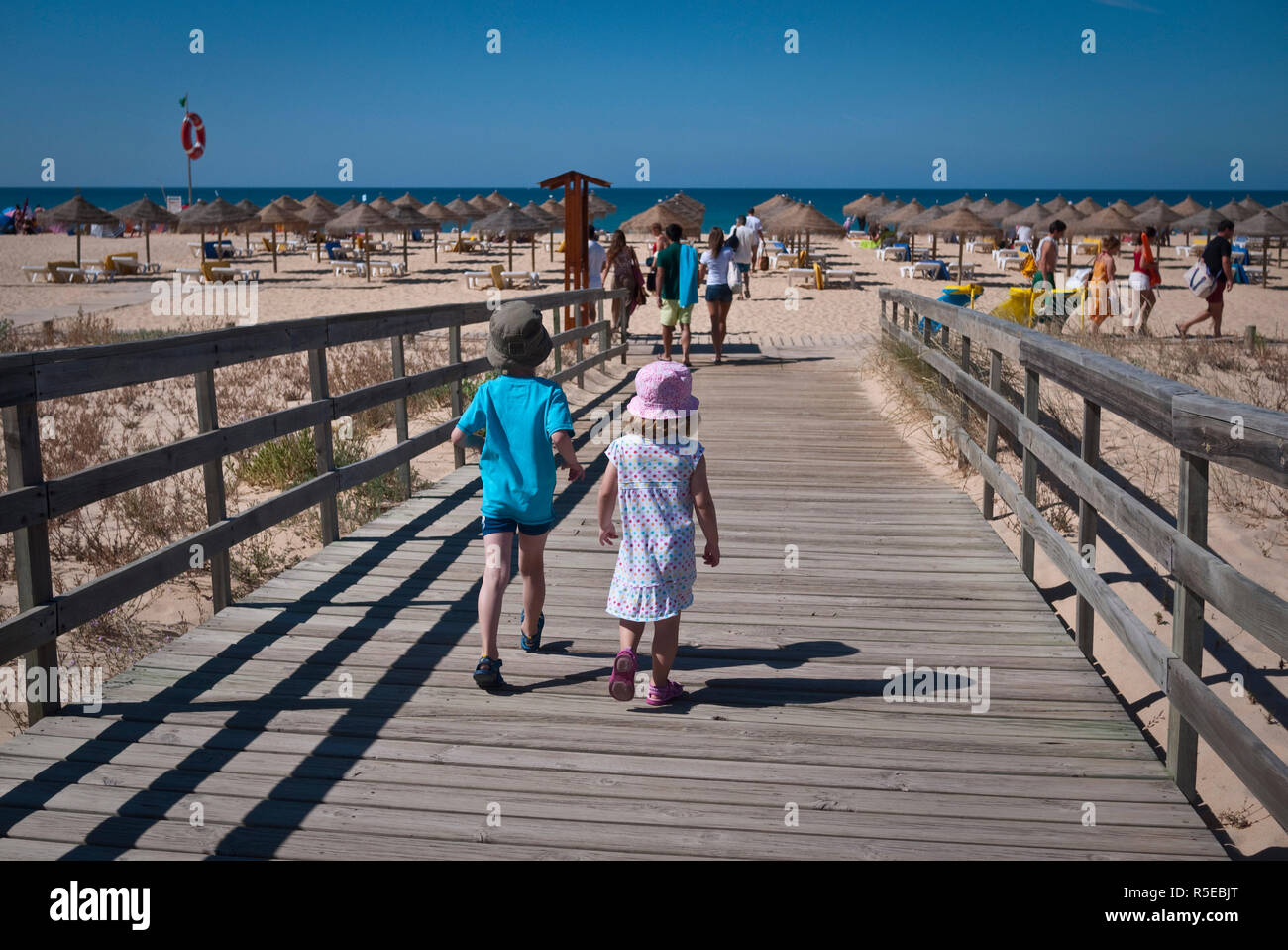 Algarve beach people kids hi-res stock photography and images - Alamy